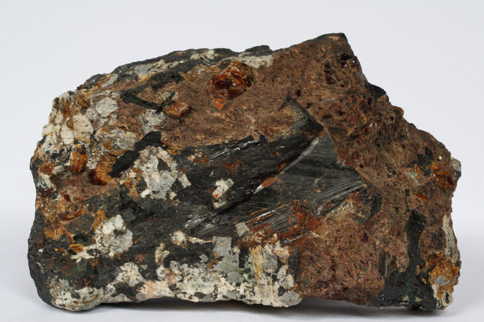 Pegmatite: Identification, Pictures & Info for Rockhounds – Rockhound ...